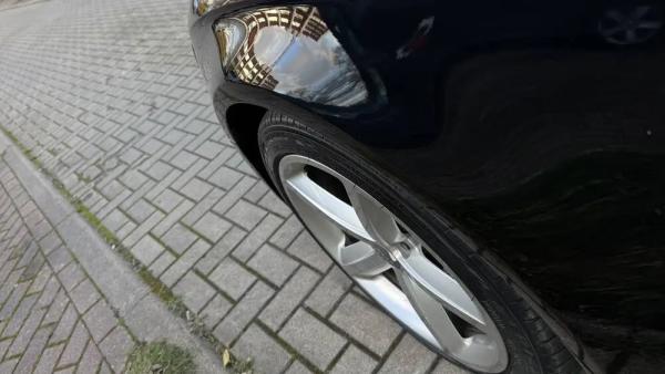 Black Audi A4 2010 in Riga, with an engine capacity of 2.00 L and mileage of 390 thousand km for 3990 €, photo 7 on AUTOMOTO.COM.LV