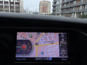 Melns Audi A4 2010 Rīga, ar dzinēja tilpumu 2.00 L un nobraukumu 390 tūkst. km par 3990 €, foto 18 vietnē AUTOMOTO.COM.LV