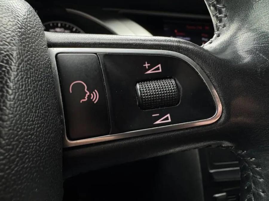 Melns Audi A4 2010 Rīga, ar dzinēja tilpumu 2.00 L un nobraukumu 390 tūkst. km par 3990 €, foto 24 vietnē AUTOMOTO.COM.LV