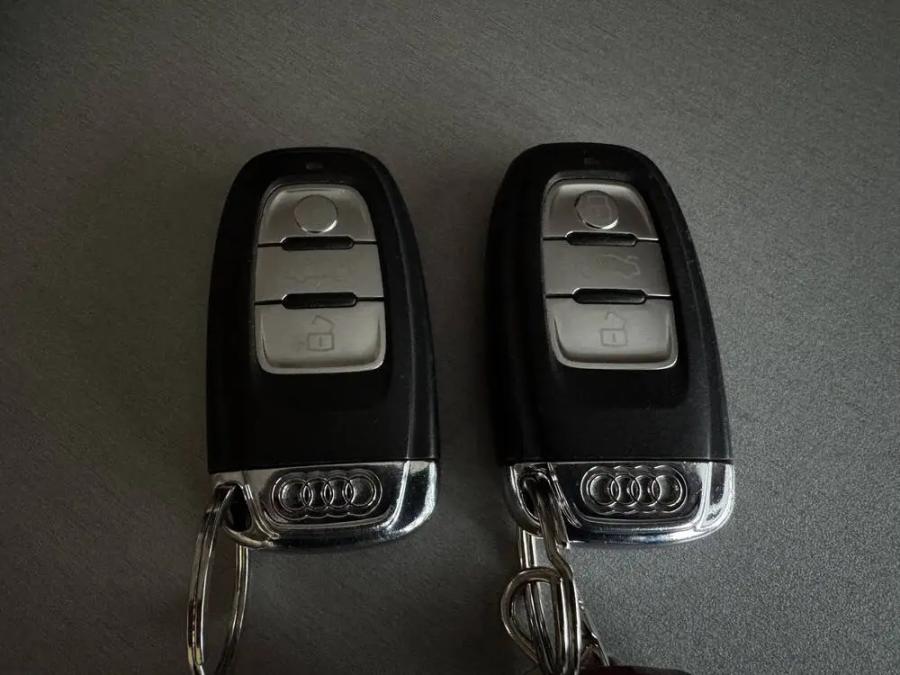Melns Audi A4 2010 Rīga, ar dzinēja tilpumu 2.00 L un nobraukumu 390 tūkst. km par 3990 €, foto 29 vietnē AUTOMOTO.COM.LV