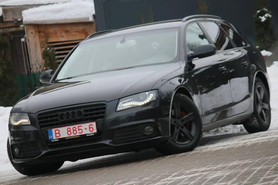 Melns Audi A4 2010 Rīga, ar dzinēja tilpumu 2.00 L un nobraukumu 340 tūkst. km par 4490 €, foto 1 vietnē AUTOMOTO.COM.LV