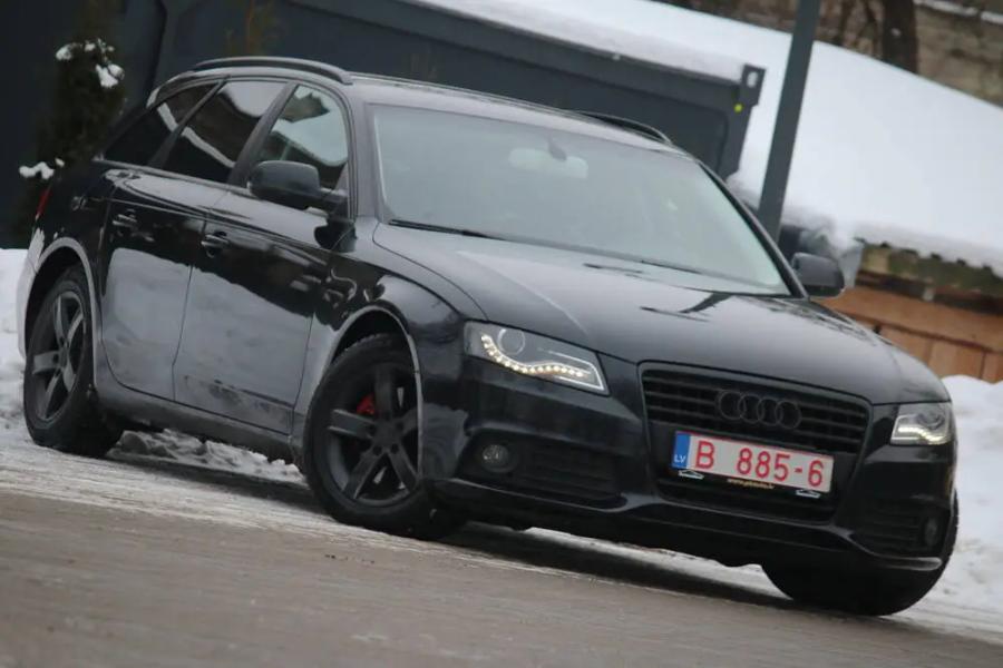 Melns Audi A4 2010 Rīga, ar dzinēja tilpumu 2.00 L un nobraukumu 340 tūkst. km par 4490 €, foto 3 vietnē AUTOMOTO.COM.LV