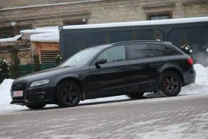 Melns Audi A4 2010 Rīga, ar dzinēja tilpumu 2.00 L un nobraukumu 340 tūkst. km par 4490 €, foto 4 vietnē AUTOMOTO.COM.LV