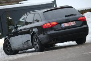 Melns Audi A4 2010 Rīga, ar dzinēja tilpumu 2.00 L un nobraukumu 340 tūkst. km par 4490 €, foto 6 vietnē AUTOMOTO.COM.LV