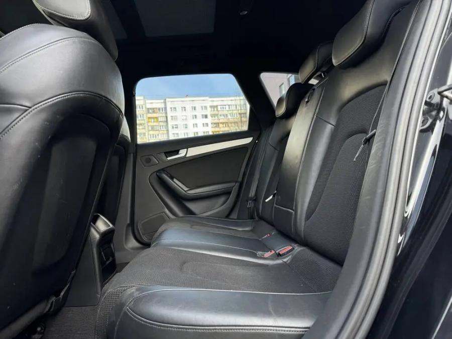 Black Audi A4 2010 in Riga, with an engine capacity of 2.00 L and mileage of 374 thousand km for 4990 €, photo 14 on AUTOMOTO.COM.LV