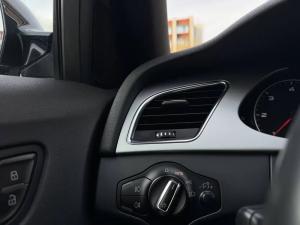 Black Audi A4 2010 in Riga, with an engine capacity of 2.00 L and mileage of 374 thousand km for 4990 €, photo 28 on AUTOMOTO.COM.LV