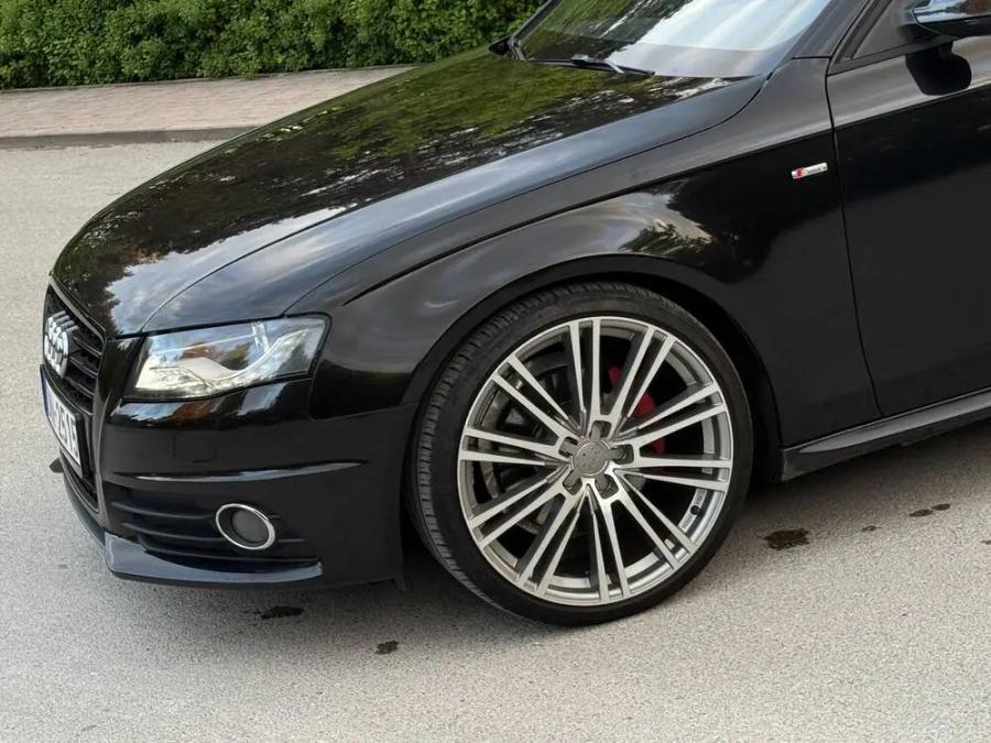Black Audi A4 2010 in Jurmala, with an engine capacity of 3.00 L and mileage of 251 thousand km for 5350 €, photo 11 on AUTOMOTO.COM.LV