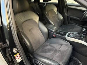 Black Audi A4 2010 in Jurmala, with an engine capacity of 3.00 L and mileage of 251 thousand km for 5350 €, photo 21 on AUTOMOTO.COM.LV