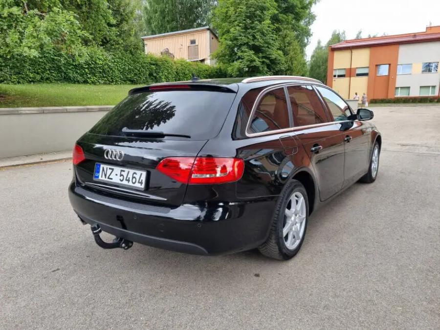Melns Audi A4 2010 Jēkabpils, ar dzinēja tilpumu 2.00 L un nobraukumu 276 tūkst. km par 6250 €, foto 8 vietnē AUTOMOTO.COM.LV