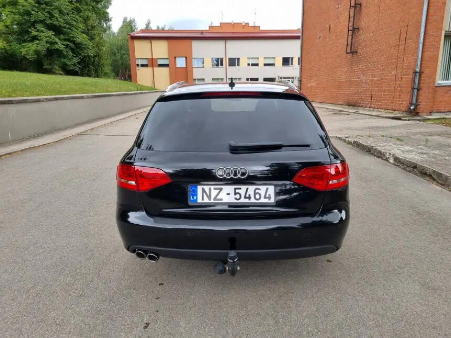 Melns Audi A4 2010 Jēkabpils, ar dzinēja tilpumu 2.00 L un nobraukumu 276 tūkst. km par 6250 €, foto 9 vietnē AUTOMOTO.COM.LV