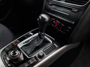 Melns Audi A4 2010 Jēkabpils, ar dzinēja tilpumu 2.00 L un nobraukumu 276 tūkst. km par 6250 €, foto 20 vietnē AUTOMOTO.COM.LV
