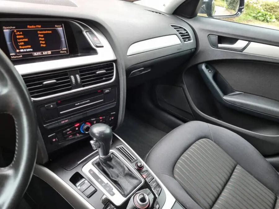 Melns Audi A4 2010 Jēkabpils, ar dzinēja tilpumu 2.00 L un nobraukumu 276 tūkst. km par 6250 €, foto 22 vietnē AUTOMOTO.COM.LV
