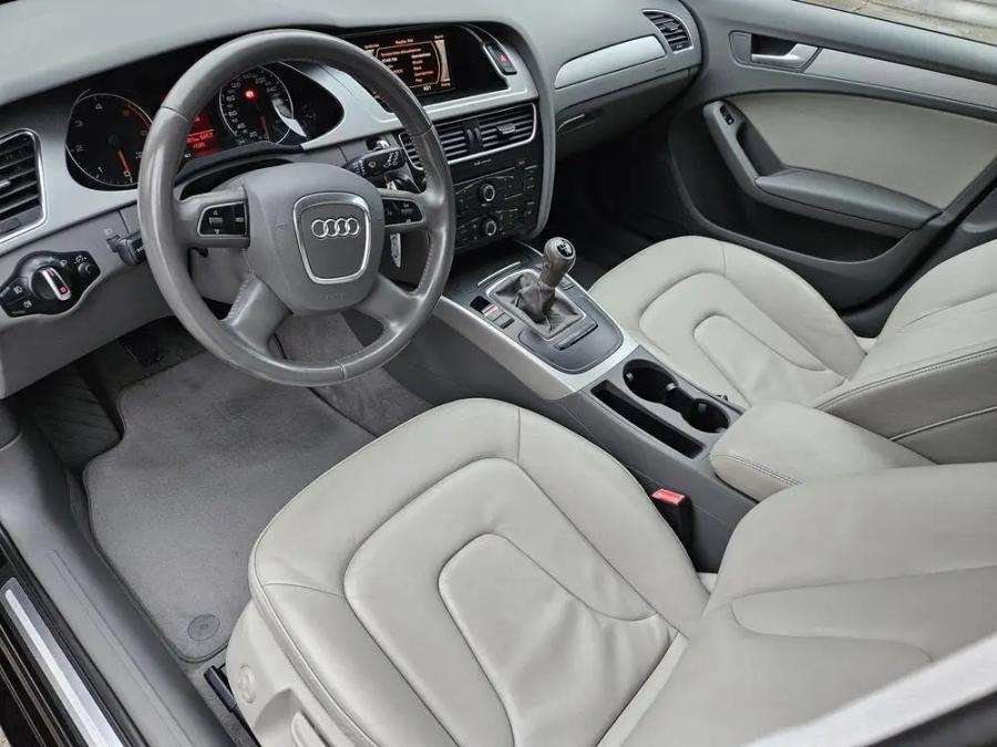 Black Audi A4 2010 in Jekabpils, with an engine capacity of 2.00 L and mileage of 343 thousand km for 6190 €, photo 14 on AUTOMOTO.COM.LV
