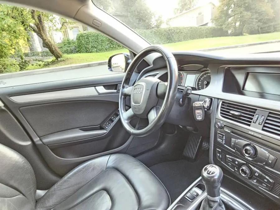 Melns Audi A4 2010 Jēkabpils, ar dzinēja tilpumu 2.00 L un nobraukumu 301 tūkst. km par 6290 €, foto 21 vietnē AUTOMOTO.COM.LV