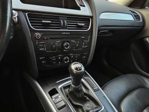Melns Audi A4 2010 Jēkabpils, ar dzinēja tilpumu 2.00 L un nobraukumu 301 tūkst. km par 6290 €, foto 24 vietnē AUTOMOTO.COM.LV