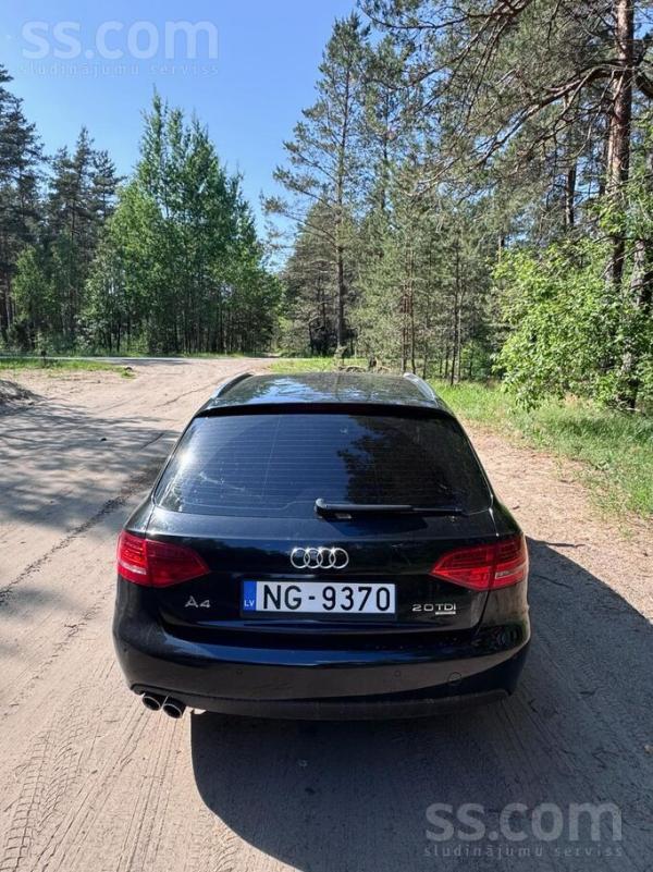 Melns Audi A4 2010 Rīga, ar dzinēja tilpumu 2.00 L un nobraukumu 360 tūkst. km par 5500 €, foto 4 vietnē AUTOMOTO.COM.LV