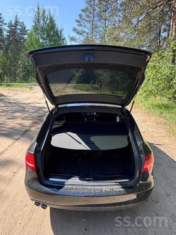 Melns Audi A4 2010 Rīga, ar dzinēja tilpumu 2.00 L un nobraukumu 360 tūkst. km par 5500 €, foto 5 vietnē AUTOMOTO.COM.LV