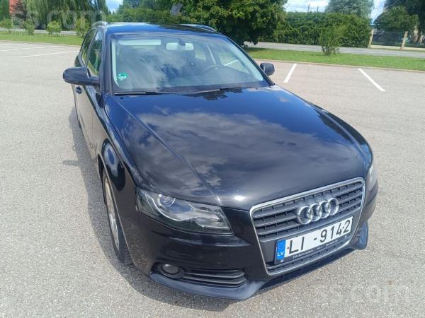 Black Audi A4 2010 in Bauska, with an engine capacity of 2.00 L and mileage of 345 thousand km for 3500 €, photo 1 on AUTOMOTO.COM.LV