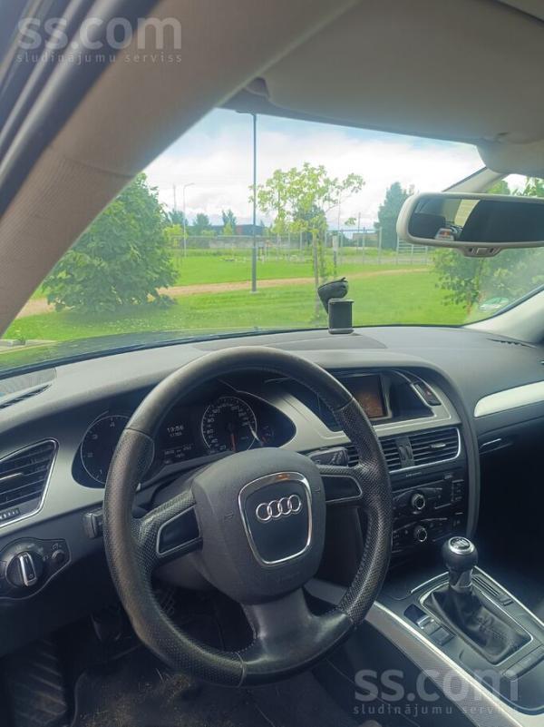 Black Audi A4 2010 in Bauska, with an engine capacity of 2.00 L and mileage of 345 thousand km for 3500 €, photo 7 on AUTOMOTO.COM.LV
