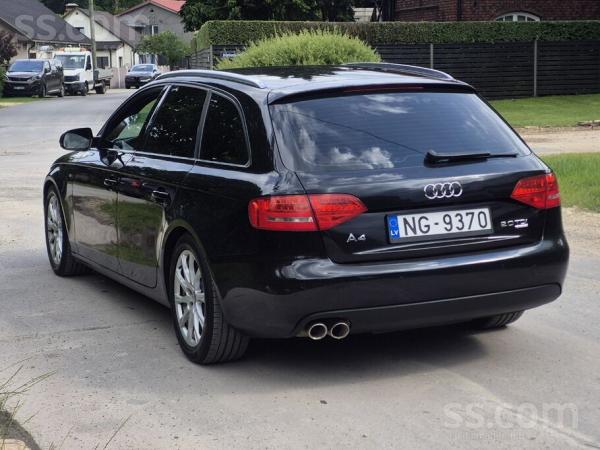 Black Audi A4 2010 in Riga, with an engine capacity of 2.00 L and mileage of 360 thousand km for 4950 €, photo 4 on AUTOMOTO.COM.LV