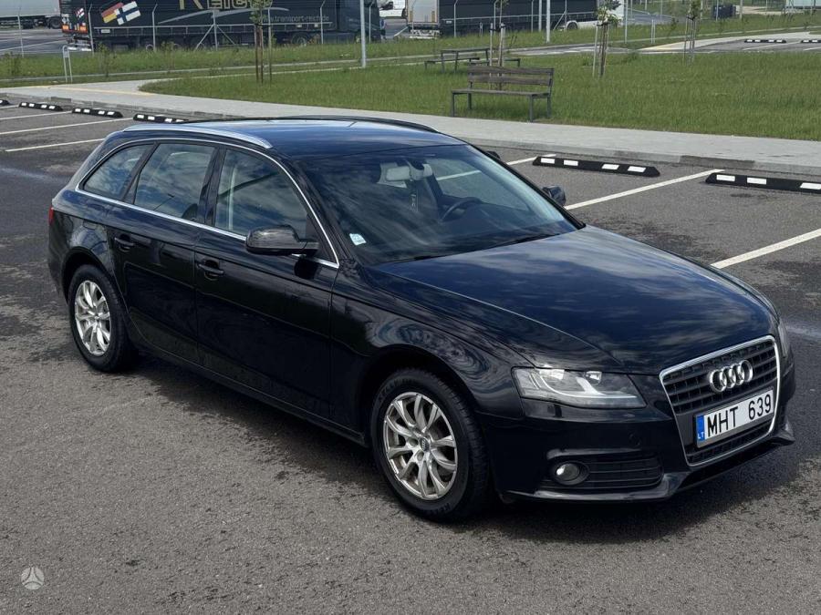 Black Audi A4 2010 in Marijampole, with an engine capacity of 1.97 L and mileage of 289 thousand km for 4300 €, photo 4 on AUTOMOTO.COM.LV