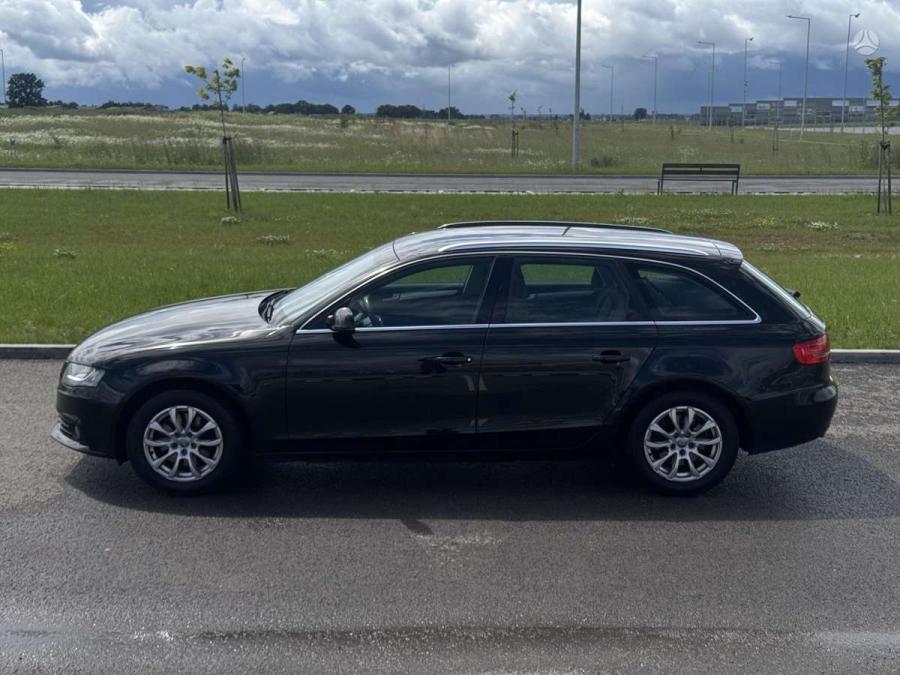 Black Audi A4 2010 in Marijampole, with an engine capacity of 1.97 L and mileage of 289 thousand km for 4300 €, photo 9 on AUTOMOTO.COM.LV
