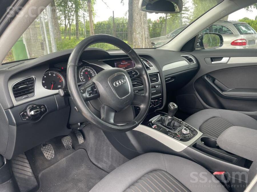 Melns Audi A4 2010 Rīga, ar dzinēja tilpumu 1.80 L un nobraukumu 231 tūkst. km par 5890 €, foto 10 vietnē AUTOMOTO.COM.LV