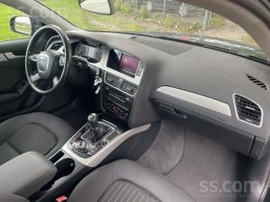 Melns Audi A4 2010 Rīga, ar dzinēja tilpumu 1.80 L un nobraukumu 231 tūkst. km par 5890 €, foto 21 vietnē AUTOMOTO.COM.LV