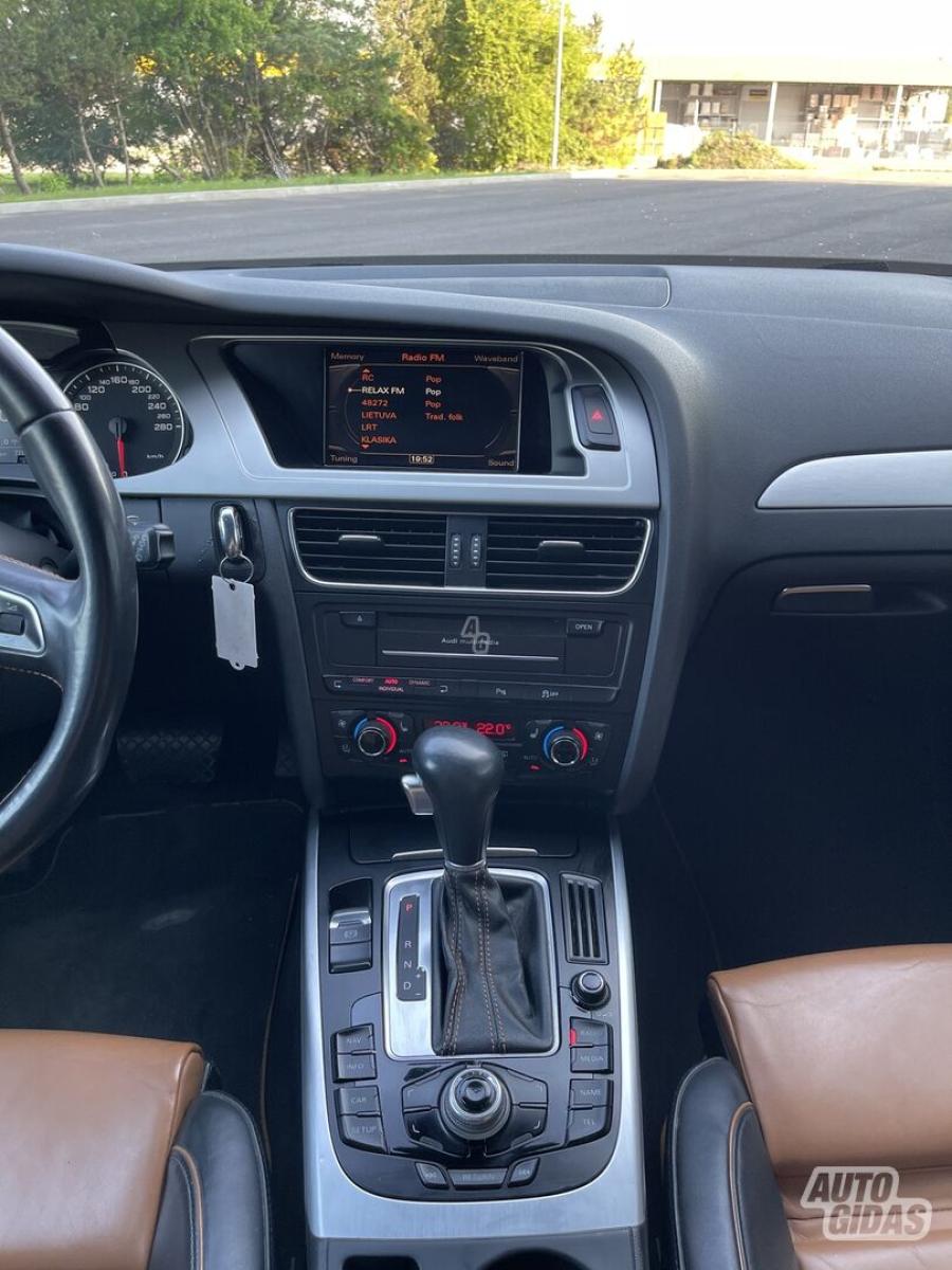 Black Audi A4 2010 in Mazeikiai, with an engine capacity of 3.00 L and mileage of 228 thousand km for 7000 €, photo 14 on AUTOMOTO.COM.LV