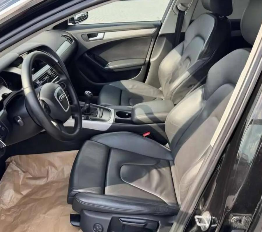 Melns Audi A4 2010 Telšiai, ar dzinēja tilpumu 2.00 L un nobraukumu 244 tūkst. km par 5290 €, foto 12 vietnē AUTOMOTO.COM.LV