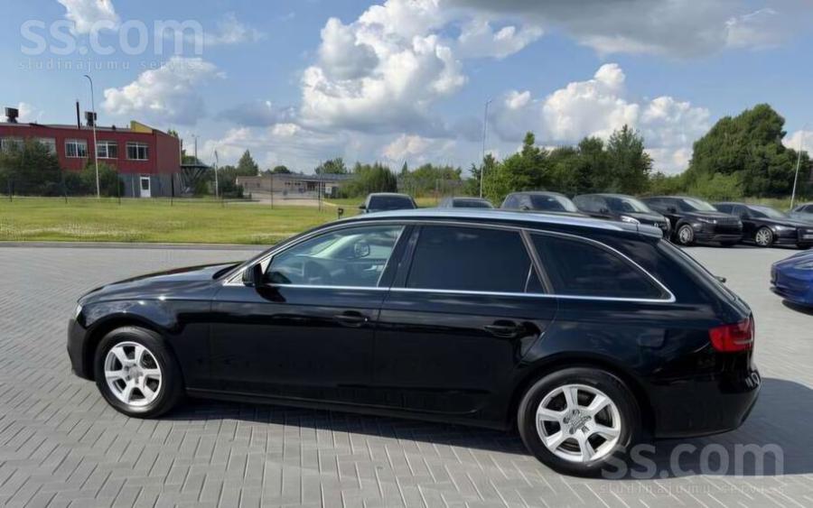 Black Audi A4 2010 in Telschi, with an engine capacity of 2.00 L and mileage of 244 thousand km for 5290 €, photo 9 on AUTOMOTO.COM.LV