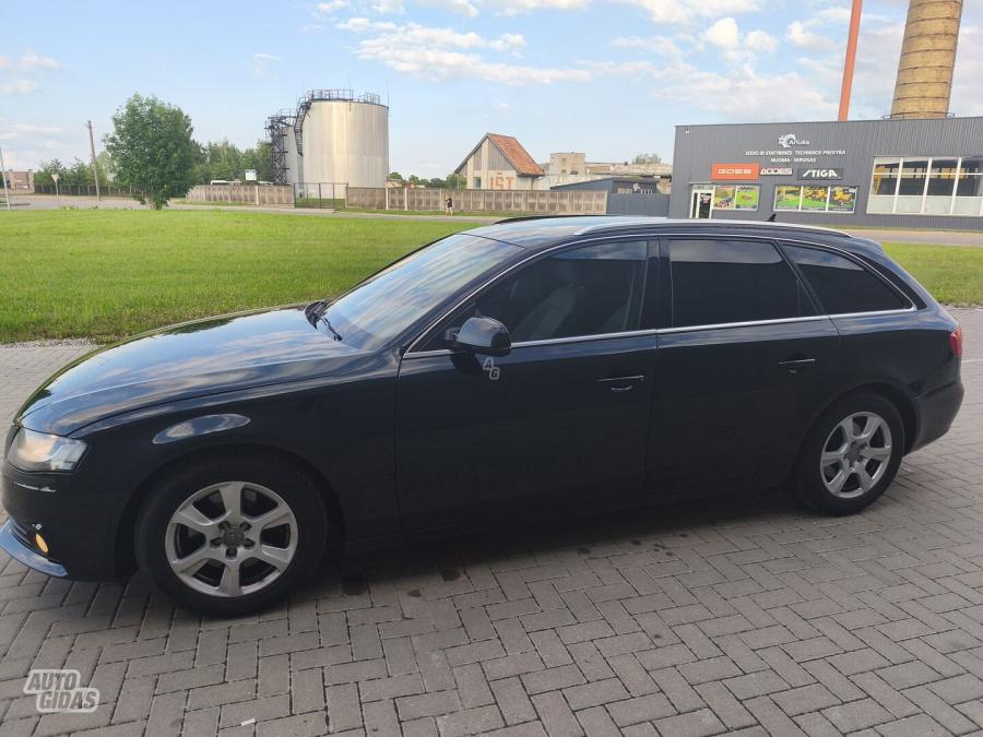 Black Audi A4 2010 in Jurbarkas, with an engine capacity of 2.00 L and mileage of 272 thousand km for 4500 €, photo 9 on AUTOMOTO.COM.LV