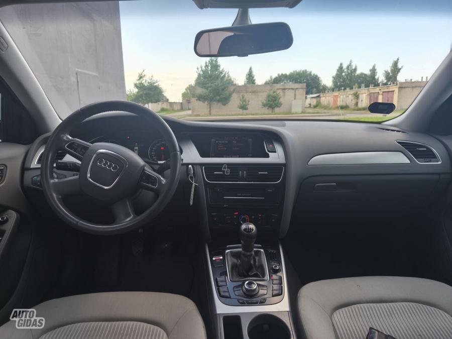Black Audi A4 2010 in Jurbarkas, with an engine capacity of 2.00 L and mileage of 272 thousand km for 4500 €, photo 11 on AUTOMOTO.COM.LV
