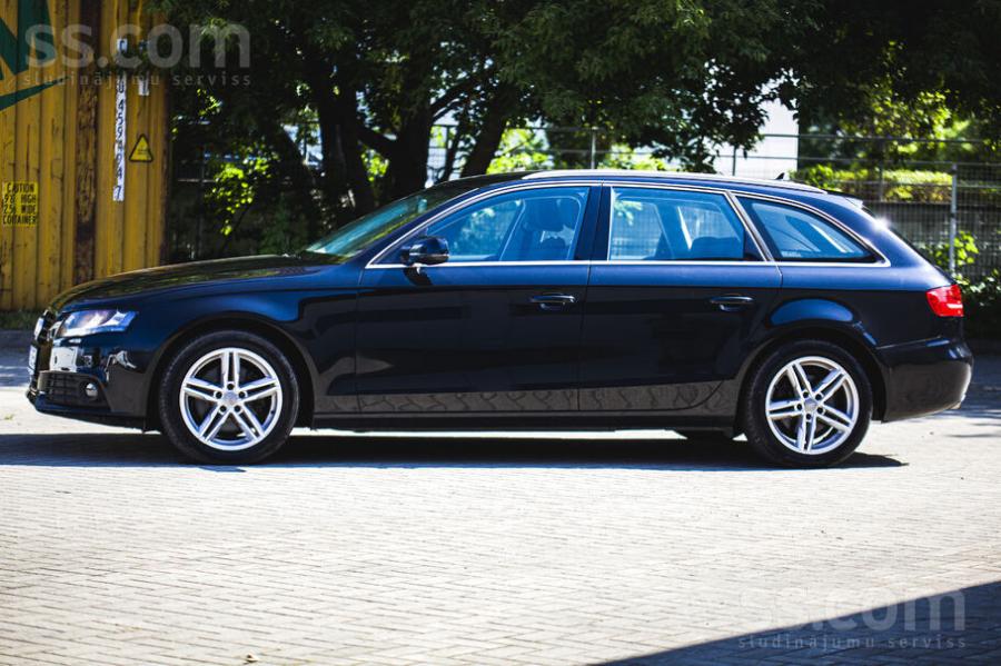 Melns Audi A4 2010 Rīga, ar dzinēja tilpumu 1.80 L un nobraukumu 198 tūkst. km par 5450 €, foto 4 vietnē AUTOMOTO.COM.LV