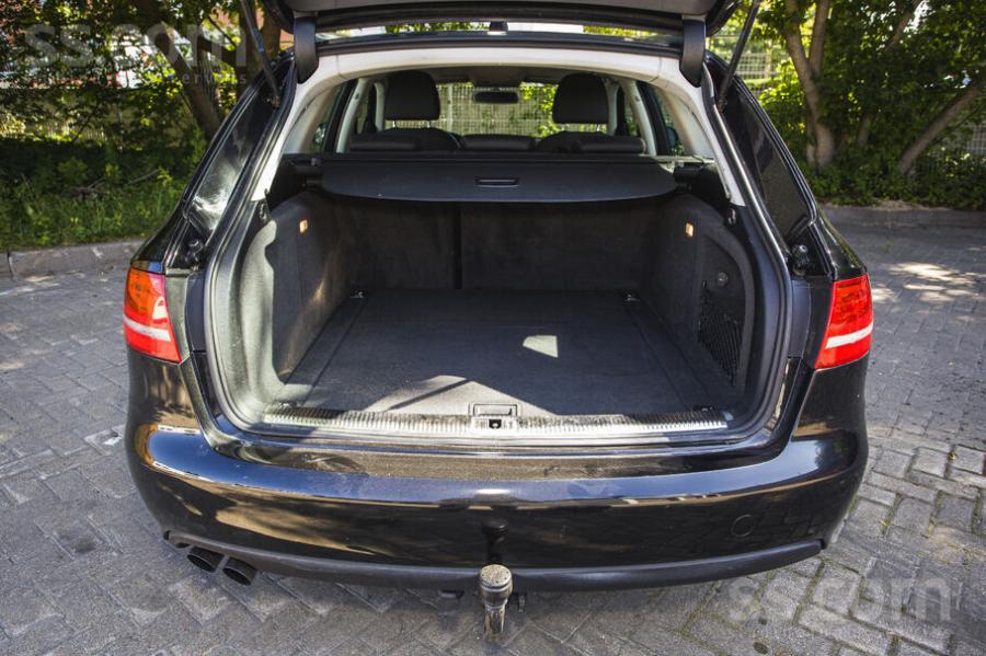 Melns Audi A4 2010 Rīga, ar dzinēja tilpumu 1.80 L un nobraukumu 198 tūkst. km par 5450 €, foto 10 vietnē AUTOMOTO.COM.LV