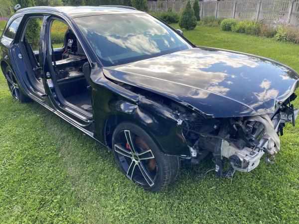 Melns Audi A4 2010 Viļņa, ar dzinēja tilpumu 2.00 L un nobraukumu 250 tūkst. km par 1100 €, foto 4 vietnē AUTOMOTO.COM.LV