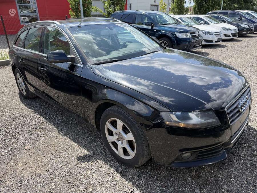 Melns Audi A4 2010 Kauņa, ar dzinēja tilpumu 2.00 L un nobraukumu 275 tūkst. km par 3750 €, foto 3 vietnē AUTOMOTO.COM.LV