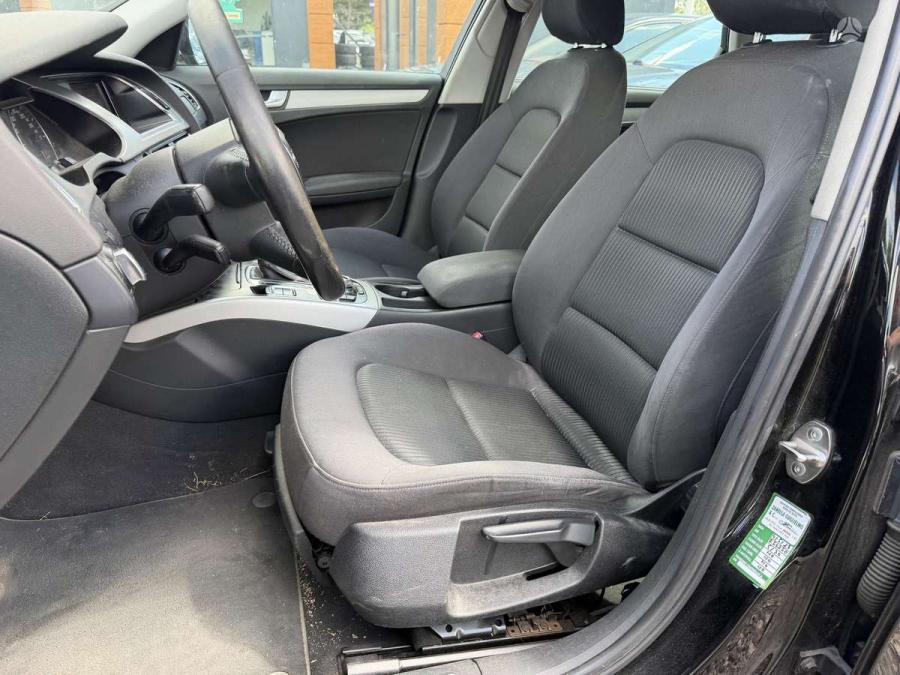 Melns Audi A4 2010 Kauņa, ar dzinēja tilpumu 2.00 L un nobraukumu 275 tūkst. km par 3750 €, foto 11 vietnē AUTOMOTO.COM.LV