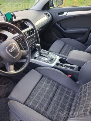 Melns Audi A4 2010 Jelgava, ar dzinēja tilpumu 2.00 L un nobraukumu 334 tūkst. km par 5000 €, foto 9 vietnē AUTOMOTO.COM.LV