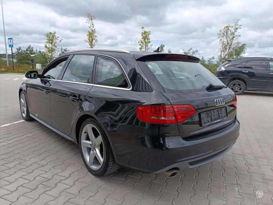 Black Audi A4 2010 in Vilnius, with an engine capacity of 2.70 L and mileage of 259 thousand km for 5799 €, photo 10 on AUTOMOTO.COM.LV