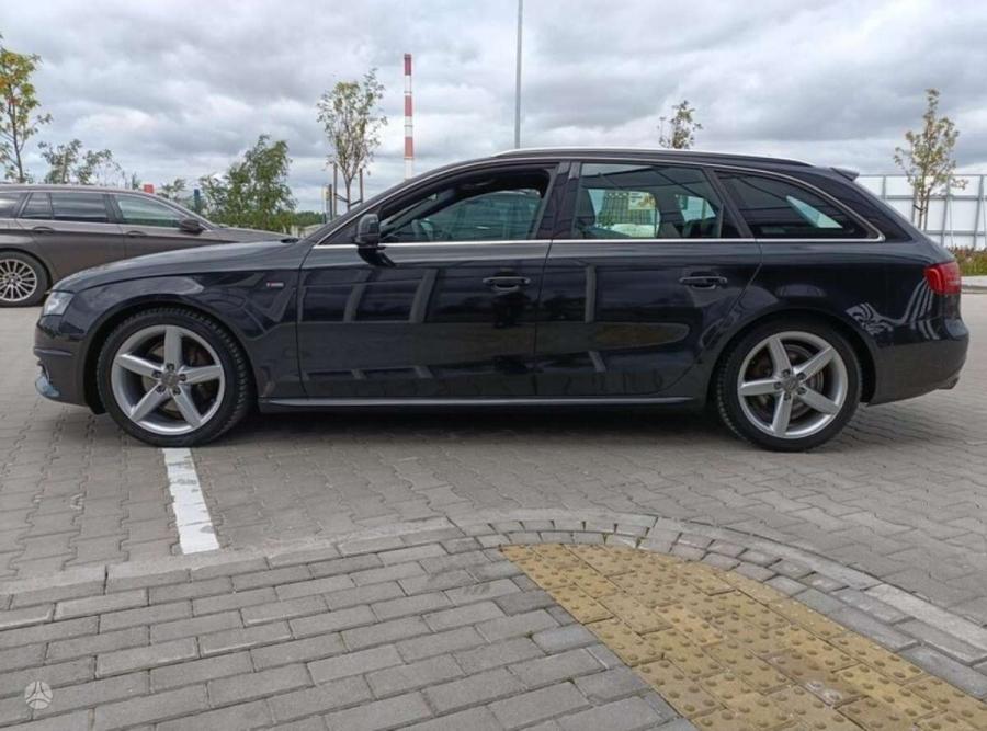 Black Audi A4 2010 in Vilnius, with an engine capacity of 2.70 L and mileage of 257 thousand km for 5599 €, photo 5 on AUTOMOTO.COM.LV