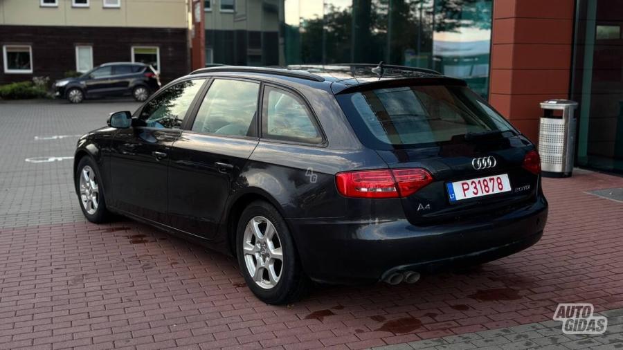 Melns Audi A4 2010 Utena, ar dzinēja tilpumu 2.00 L un nobraukumu 277 tūkst. km par 4400 €, foto 5 vietnē AUTOMOTO.COM.LV