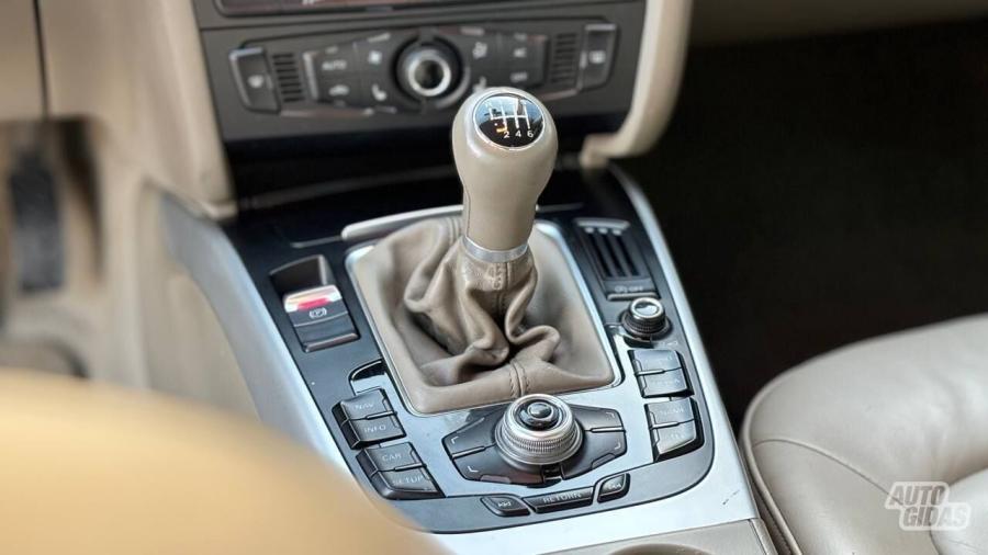 Melns Audi A4 2010 Utena, ar dzinēja tilpumu 2.00 L un nobraukumu 277 tūkst. km par 4400 €, foto 12 vietnē AUTOMOTO.COM.LV