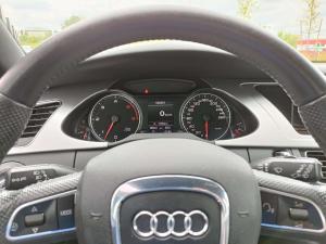 Black Audi A4 2010 in Vilnius, with an engine capacity of 2.70 L and mileage of 259 thousand km for 5499 €, photo 32 on AUTOMOTO.COM.LV