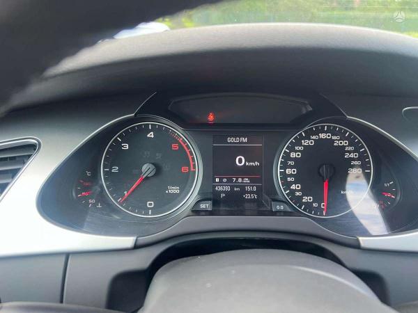 Black Audi A4 2010 in Ukmerge, with an engine capacity of 2.00 L and mileage of 436 thousand km for 4300 €, photo 9 on AUTOMOTO.COM.LV