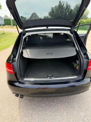 Black Audi A4 2010 in Panevezys, with an engine capacity of 1.97 L and mileage of 379 thousand km for 4000 €, photo 3 on AUTOMOTO.COM.LV