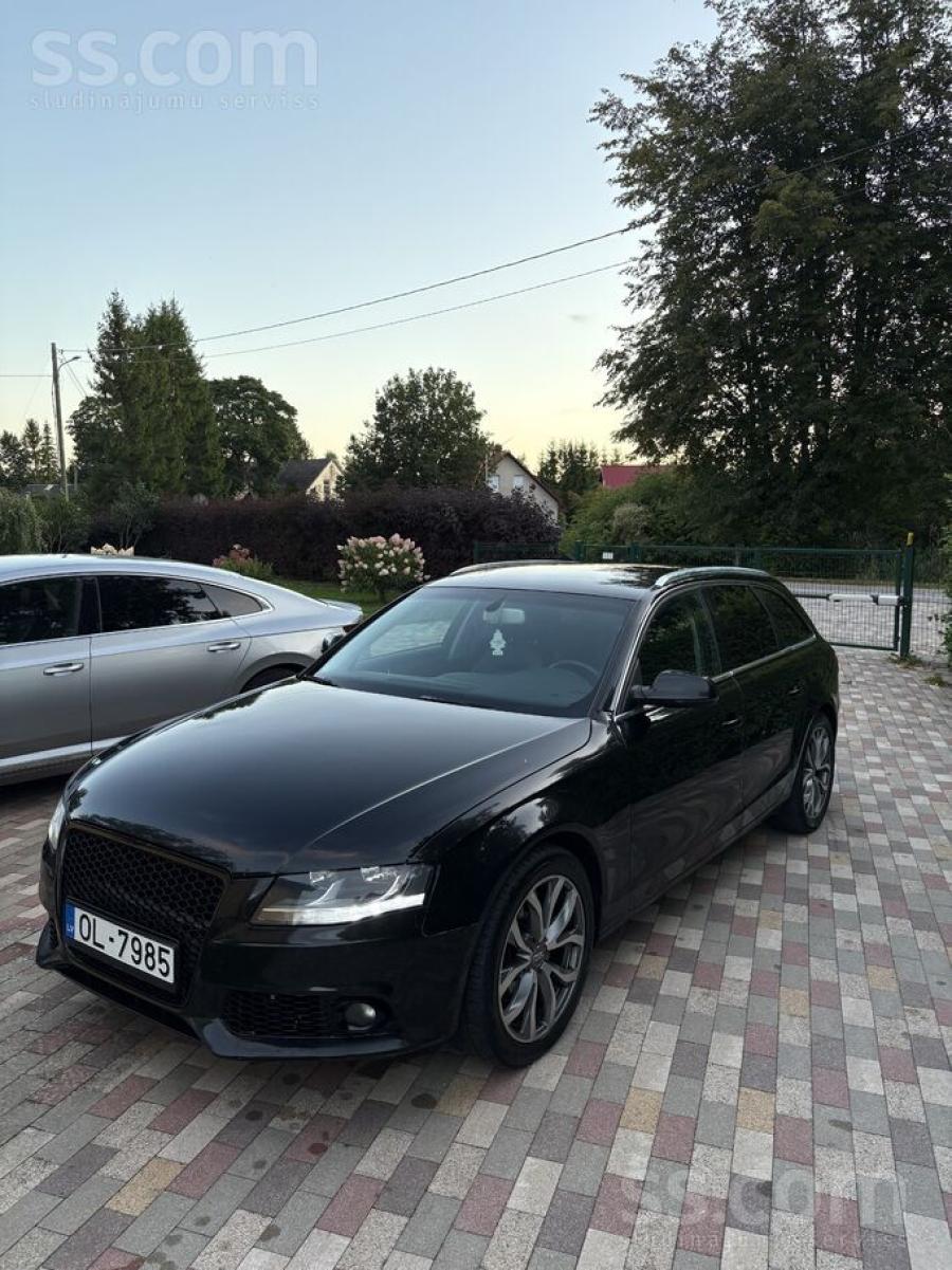Black Audi A4 2010 in Tukums, with an engine capacity of 2.00 L and mileage of 437 thousand km for 4500 €, photo 4 on AUTOMOTO.COM.LV