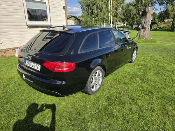 Audi A4 2010 Viljandi vietnē Melns Audi A4 2010 Viljandi, ar dzinēja tilpumu 2.00 L un nobraukumu 413 tūkst. km par 4500 €, foto 3 vietnē AUTOMOTO.COM.LV