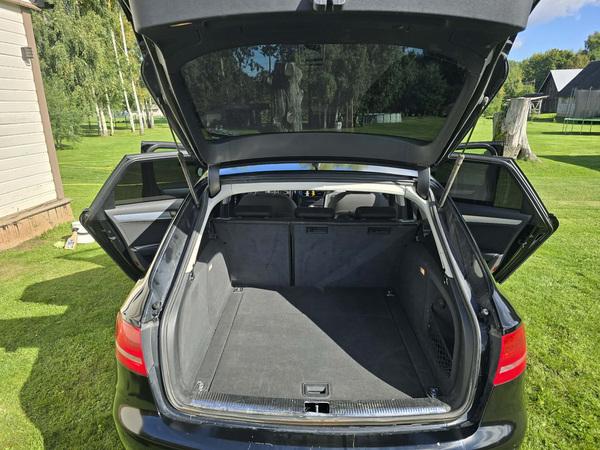 Audi A4 2010 Viljandi vietnē Melns Audi A4 2010 Viljandi, ar dzinēja tilpumu 2.00 L un nobraukumu 413 tūkst. km par 4500 €, foto 5 vietnē AUTOMOTO.COM.LV