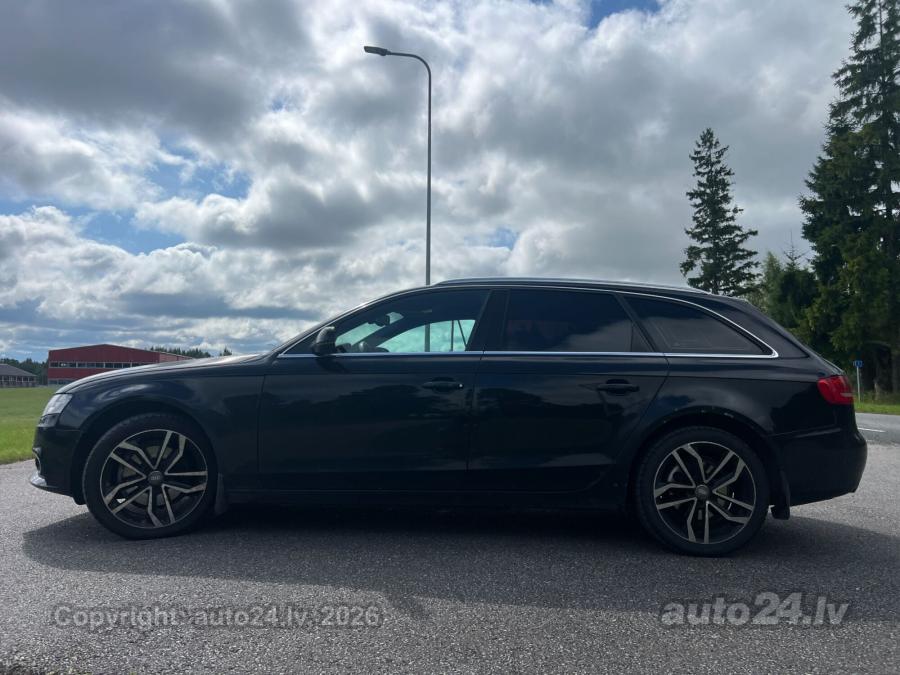 Melns Audi A4 2010 Tallina, ar dzinēja tilpumu 2.00 L un nobraukumu 470 tūkst. km par 3900 €, foto 4 vietnē AUTOMOTO.COM.LV